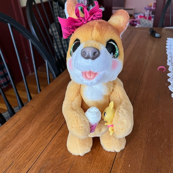 fureal | Toys | Furreal Mama Josie The Kangaroo Interactive Plush Toy ...